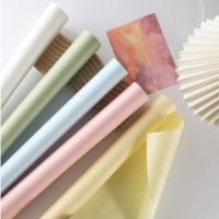 China Mutiple Color Paper Kraft Paper Thickened Wedding Flower Packaging Material with Nice Toughness and Pure Color Design for sale