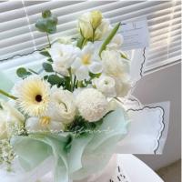 China New Style Small Handkerchief Paper For Wrapping Flowers, Anti-fruit Jelly Film Flower Wrapping Paper Material, Strawberry Bouquet Flower Wrapping Paper for sale