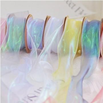 China Simple Ribbon Floral Wrapping Material Colorful Fishtail Yarn Handmade Gift 9X9X4 cm Size for sale