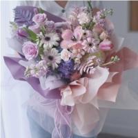 China Decoration Pearl Fishtail Yarn Ribbon Floral Flower Packaging Ribbon for Rose Flower Bouquet Making Materials 9X9X2.5 cm for sale