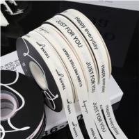 China Customized Color English Ribbon for Floral Packaging 1.5cm Width 9X9X1.5cm Package Size Ribbed Design for sale