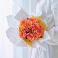 China Waterproof Double-Sided Polka Dot Bouquet Wrapping Paper for Ouya Paper Flower Packaging in 58CM * 58CM Customized Size for sale
