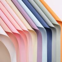 China Thickened Solid Color Waterproof Flower Wrapping Paper 56CM * 56CM Customized Packaging Size 60X30X3cm for sale