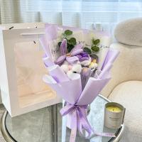 China 520 Mother's Day Bouquet Woolen Knitted Handmade Flowers for Graduation Season for sale