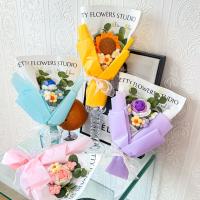 China Valentine's Day Gift Knitted Bouquet Handbag with Simulation Flowers in Multiple Colors for sale