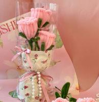 China Niu Niu Bang Pipe Cleaner Rose Bouquet Handcrafted Beauty for Your Home for sale