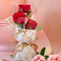China Niu Niu Bang Pipe Cleaner Rose Bouquet Handcrafted Beauty for Your Home for sale