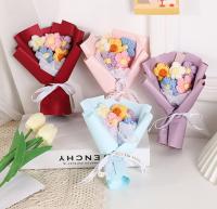 China Knited Pile Flower Variety Handmade Mini Yarn Bouquet for Birthday Surprises for sale