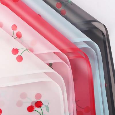 China Customized Color Lizhiran Cherry Blossom Matte Waterproof Flower Wrapping Paper 60*30*3cm Packing Size for Flower Arrangement for sale