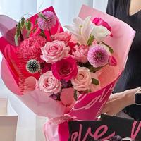 China 60*30*3 cm Waterproof Floral Wrapping Paper for Flower Shops Laminated Bouquet Wrap for sale