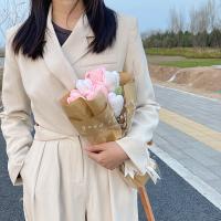 China Handmade Crochet Tulip Bouquet Kit DIY Knitting Yarn Flowers Valentine’s Gift for Girlfriend Teacher’s gift for sale