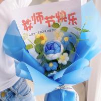 China Teacher’s Day Exclusive Rose Bouquet Handmade Knitted Floral Gift Realistic-Looking Yarn Flowers for Teachers for sale