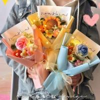 China Creative gifts for Valentine's Day and Teachers' Day rose woolen flower bouquets sunflower knitted flowers handmade finished products as birthday gifts for sale