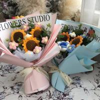China Examination Gifts Flower Bouquets Dried Flowers Woolen Sunflowers and Roses for Girlfriend and Best Friends as Birthday Gifts or Graduation Presents for sale