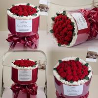 China Bubble Roses Handmade Knitted Woolen Flower Bouquets Creative Flower Bouquets for Teachers and Moms on International Women's Day and Teachers' Day for sale