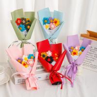 China Knitted Pile Mini Bouquet Yarn Flowers Perfect Mother's Day Creative Gift for sale