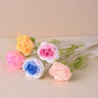 China Handmade Knitted Rose Artificial Flowers, Crochet Floral Bouquet, DIY Yarn Knitting, Handcrafted Hook Flower Arrangement for sale