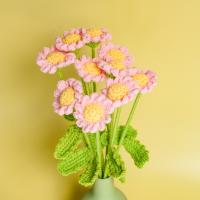China Knited Pile Hand-crocheted Daisy Flower Bouquet Multiple Color Choices for sale