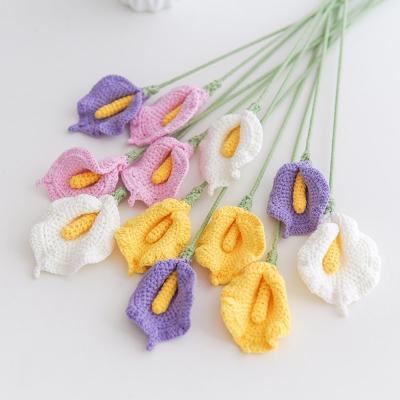 China Handmade Yarn Flower Bouquet - Knitted Calla Lily Artificial Blooms, Crochet Floral Arrangement for sale