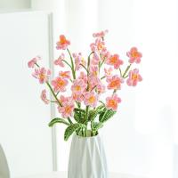 China 7x44cm Handmade Knitted Forget-Me-Not Bouquet Crochet Artificial Flower Arrangement with Multiple Color for sale