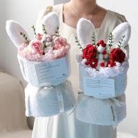 China Romantic Little Rabbit Bouquet Finished Product Hand-knitted Wool Rose Valentine's Day Birthday Gift for Girls for sale