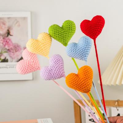 China Finished Product Love Heart Wool Knitting Hand Crochet Creative Artificial Flower Bouquet for sale