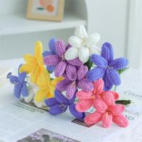 China Knited Pile Handmade Crochet Tulip Bouquet Faux Floral Table Decor for Valentine's/Gift Variety Tulip for sale