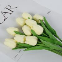 China Tulip Variety Fake Wedding Bouquet Plastic Floral Arrangement in Multiple Colors for Weddings for sale