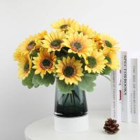 China 20x27cm Artificial Sunflower Bouquet Made of Durable Plastic for Long-Lasting Beauty for sale