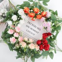 China Artificial Rose Bouquet in White Perfect for Living Room and Mall Display 20x30cm for sale