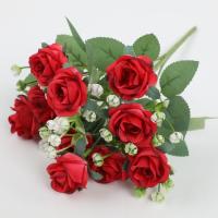 China Artificial Rose Bouquet in White Perfect for Living Room and Mall Display 20x30cm for sale