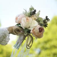 China Wholesale Silk Rose Flower Bouquet Decorative Wedding Flowers Bridal Bouquets for sale