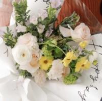 China High end minimalist internet celebrity paper flower packaging paper for sale
