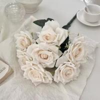 China Artificial rose bouquets, silk flowers, plastic flowers and artificial flowers for sale