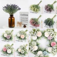 China Artificial hand-held bouquets, artificial plants, and fake flower bouquets for sale