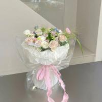 China Transparent waterproof thickened flower wrapping paper, flower art materials, water-retaining cellophane wholesale for sale