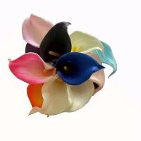 China Delicate Soft Decorative Wedding New Year Decorations Home Table Items Silk Artificial Flowers Calla Lily for sale