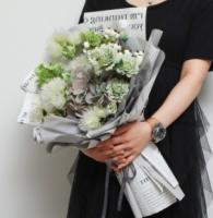 China Waterproof thickened English Ouya paper flower packaging paper for sale