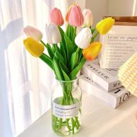 China Handmade PU Tulips Custom Size Simulated Flowers for Living Room Decoration and Photography Props for sale