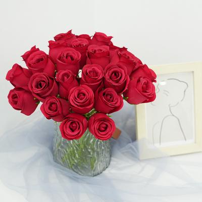 China Wholesale of 7-head simulated roses, imperial rose hand-held rose bouquets for home, hotel, wedding and auditorium decoration for sale