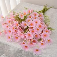China Chamomile and Daisy Simulation Flowers Living Room Decoration Home Decoration Photography Props Wedding Handheld Flowers Fake Flowersnts Advanced Touching Bouquet Creation for sale