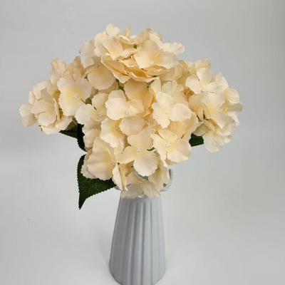 China Artificial hydrangea with leaves, artificial flower wedding setting, wedding signage decoration, home placement for sale