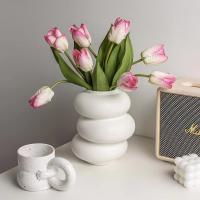 China Simulated bouquet with moisturizing touch, tulip high-end flower arrangement, living room cake decoration, fake flower decoration, dried flowers for sale