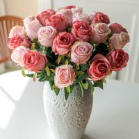 China Rose simulation flower silk flower 2022 new bouquet plastic flower arrangement decoration living room decoration fake flower for sale
