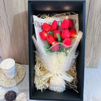China Christmas Rose Tulip Simulated Flower Bouquet Confession Birthday Gift Manufacturer Wholesale Bouquet Gift for sale