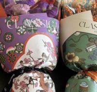 China Classical Palace Style Pictorial Flower Arrangement Flower Packaging Paper for sale