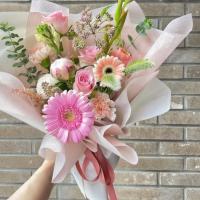 China Wholesale flower wrapping paper, gift box, decorative roll flower paper, milk cotton packaging, floral materials, inner lining cotton paper for sale