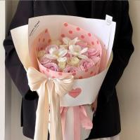 China Mother's Day Flower Bouquet Paper Popular Waltz Polka Dot One-Piece Shaped Sheet for Floral Arrangements for sale