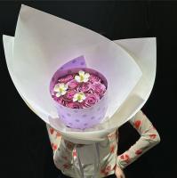 China Mother's Day Flower Bouquet Paper Popular Waltz Polka Dot One-Piece Shaped Sheet for Floral Arrangements for sale