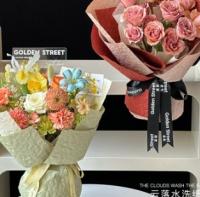 China Camel skin cloud falls into the water to wash fresh flower packaging paper for sale